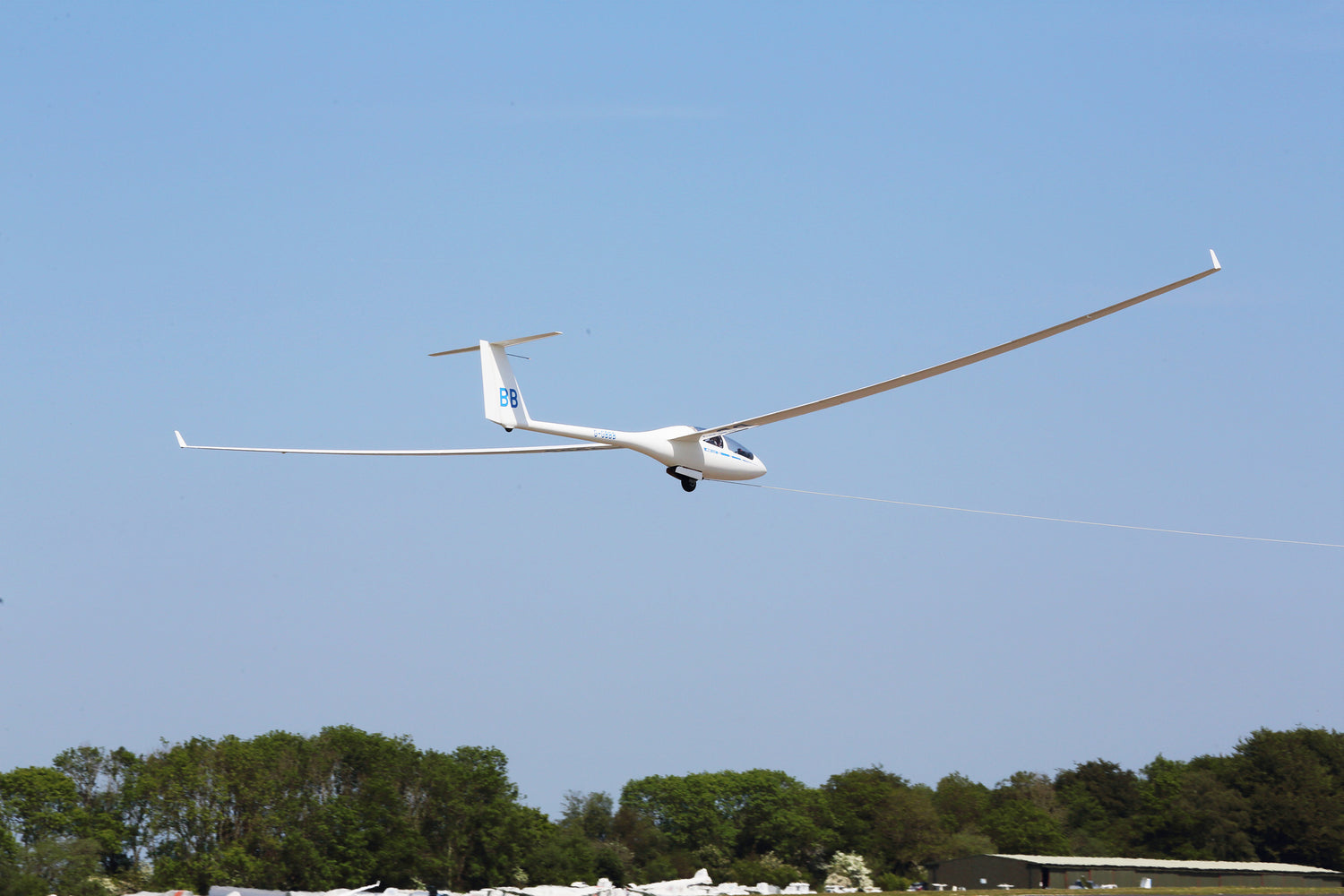 Age and size restrictions – Lasham Gliding Society