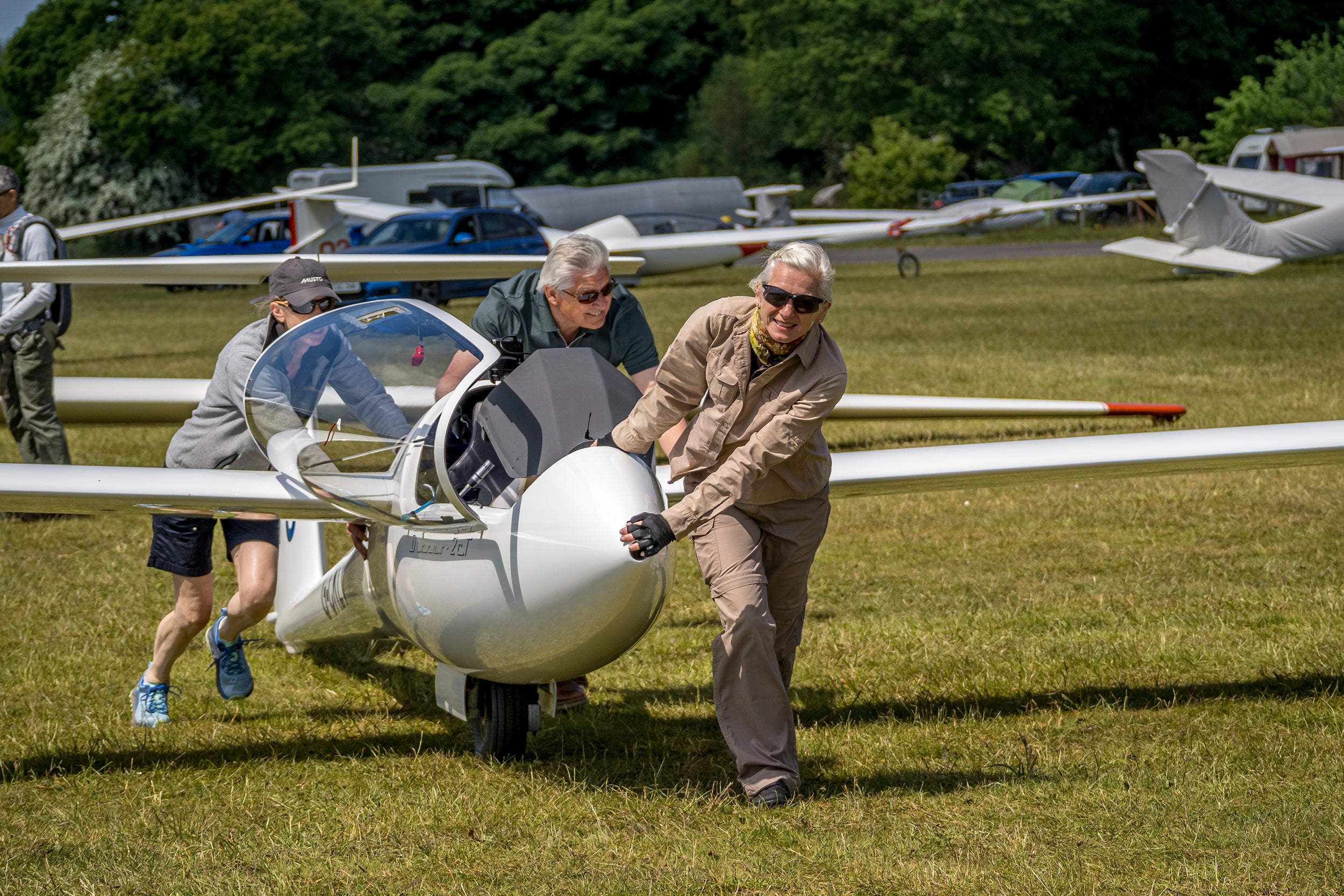 People at Lasham – Lasham Gliding Society